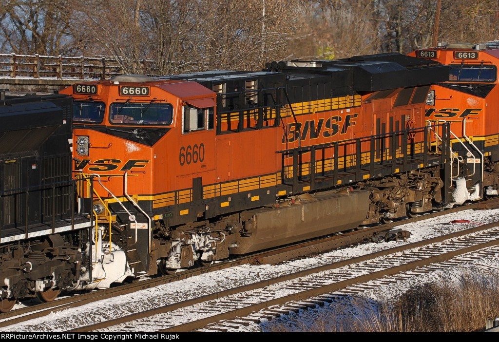 BNSF 6660
